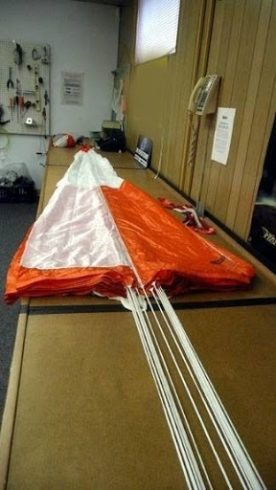 EMERGENCY PARACHUTE BAIL OUT - Parachuting Expert Witness UK ...